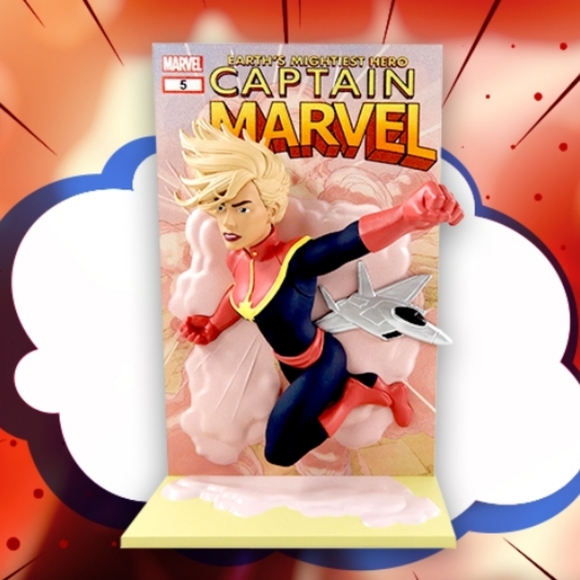 Marvel | Other | New Captain Marvel 3d Comic Standee Never Opened ...